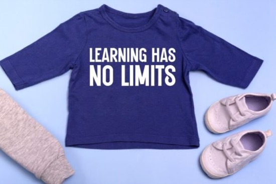 Triangle Font - Fontspace.io